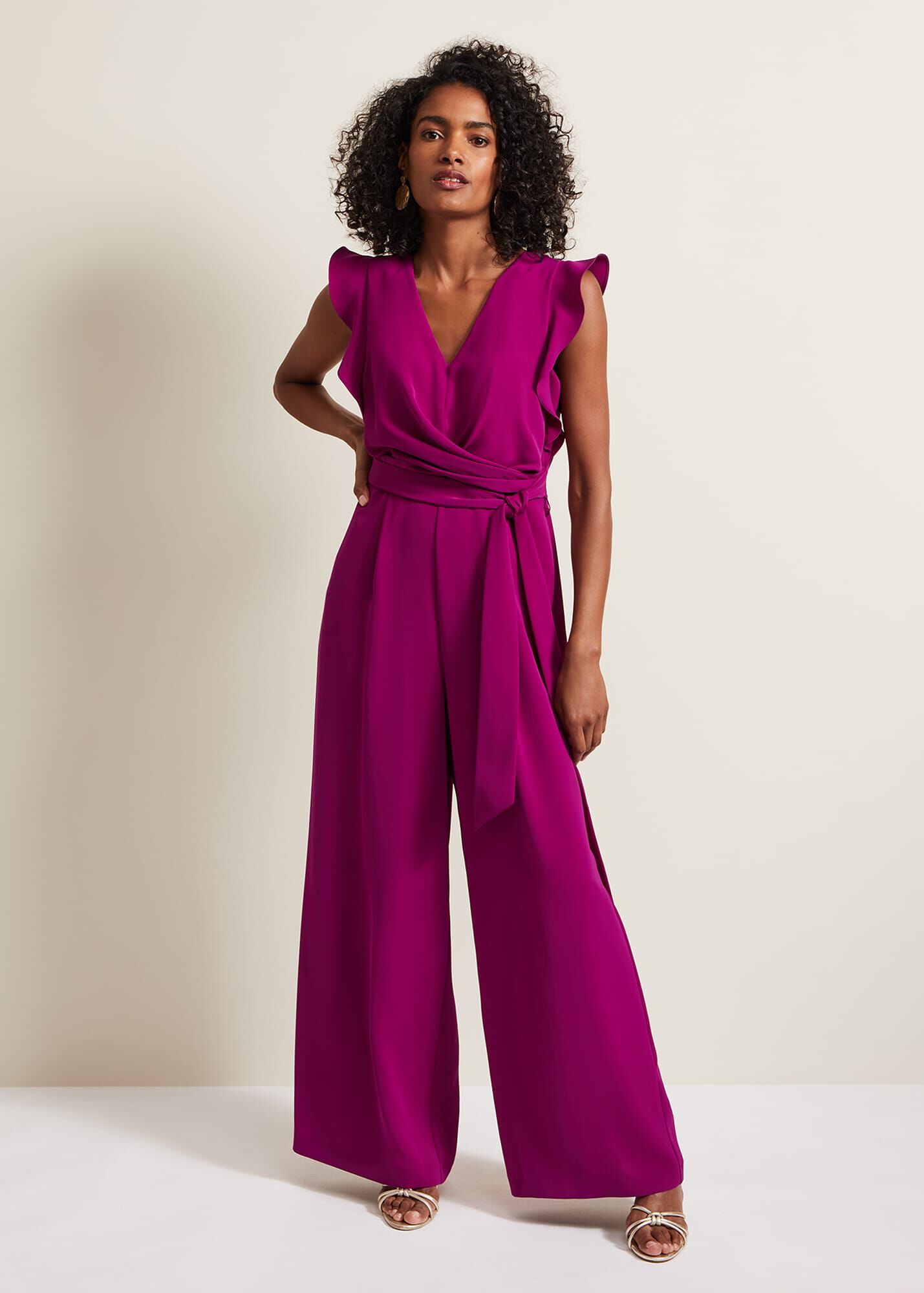Ayla Magentafarbener Wickel Jumpsuit Mit Rüschen